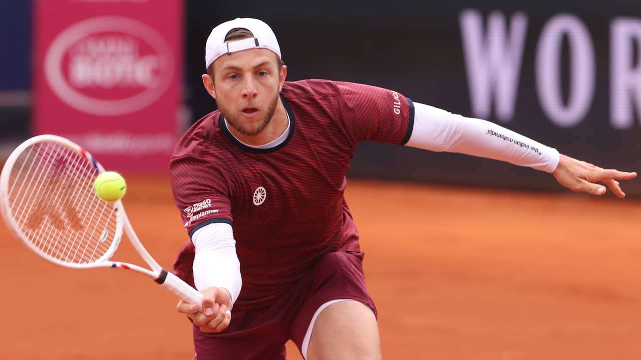 Griekspoor wint na sterke comeback voor het eerst partij in Rome ...