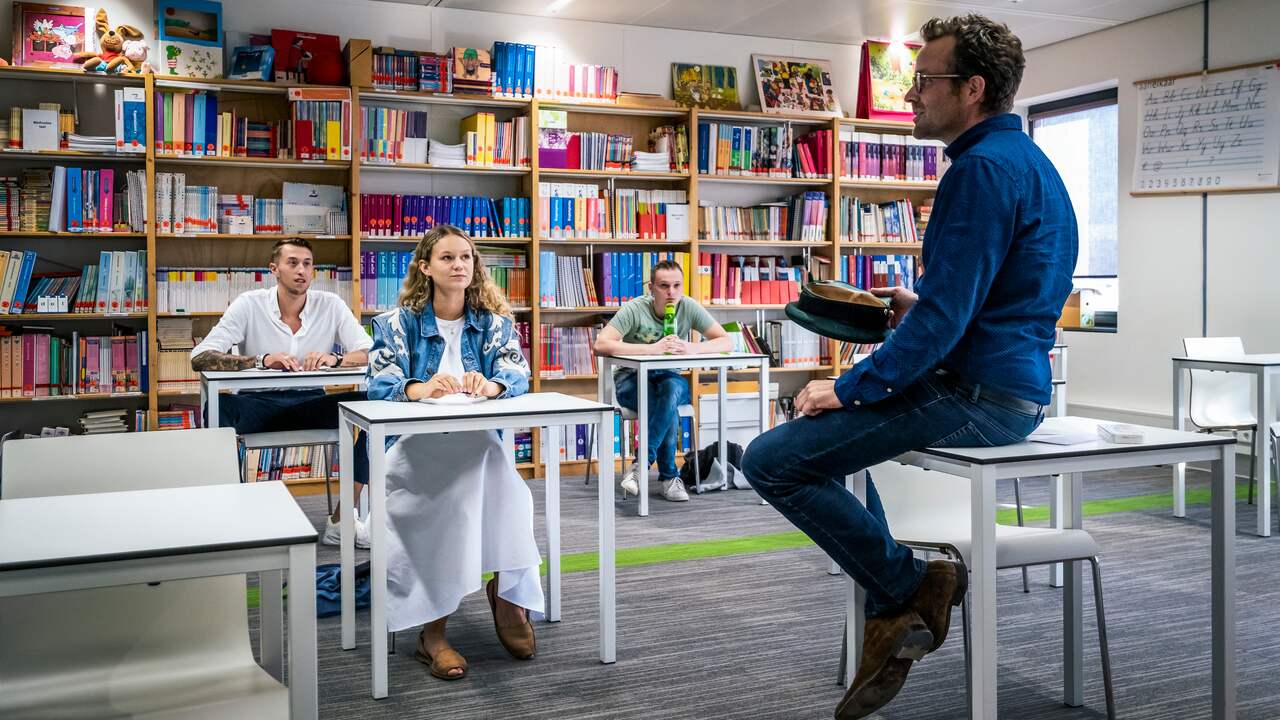 Afgestudeerde pabostudent krijgt in Almere vaste baan én voorrang op ...