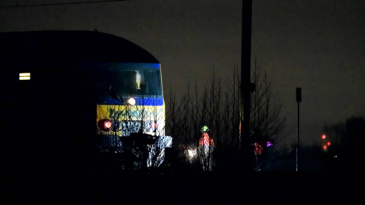 Trein met 120 passagiers ontruimd bij Woerden na brand, oorzaak ...