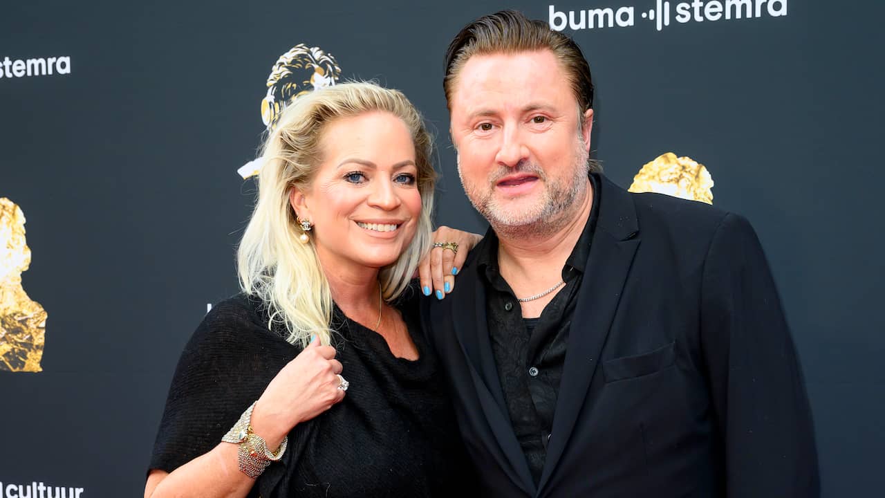 Dennis Weening en vrouw Stella na huwelijk van zeventien jaar uit elkaar | Achterklap | NU.nl