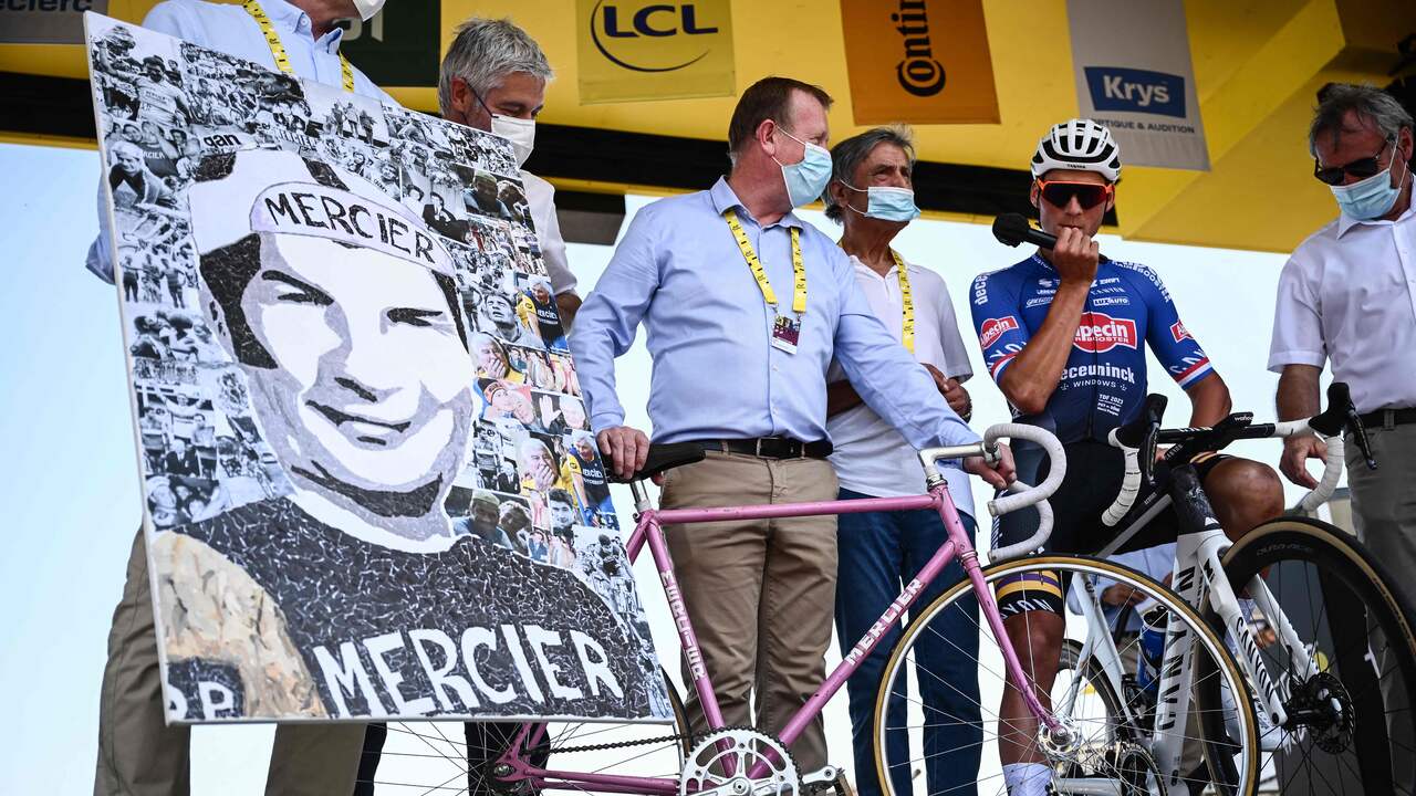 Emotionele Tour-rit voor Van der Poel in woonplaats van opa Poulidor | Tour de France | NU.nl