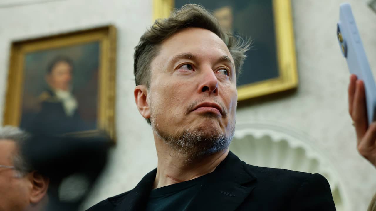 Grok-chatbot van Elon Musk vliegt uit de bocht met opmerkingen over ...