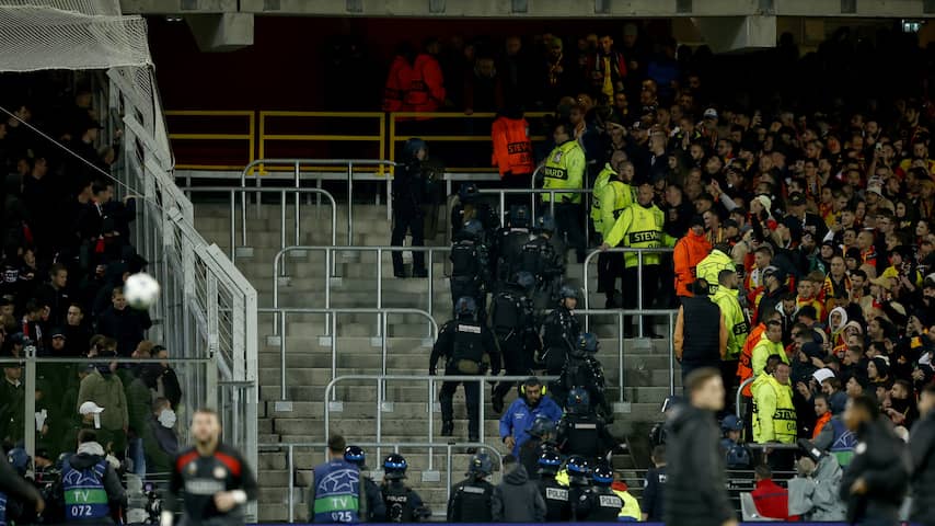 PSV doet onderzoek naar supportersrellen in Lens: 'We schamen ons diep ...