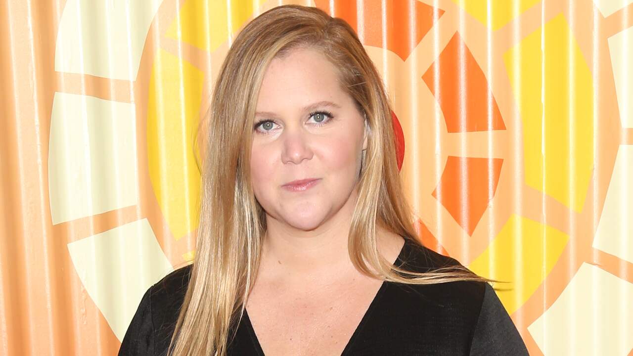 Amy Schumer kreeg spijt van fillers en liet ze verwijderen | Achterklap ...