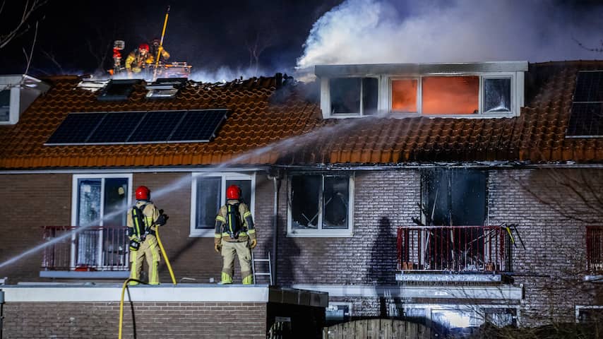 Gewonde bij brand na explosie in Purmerend, vijf huizen onbewoonbaar ...