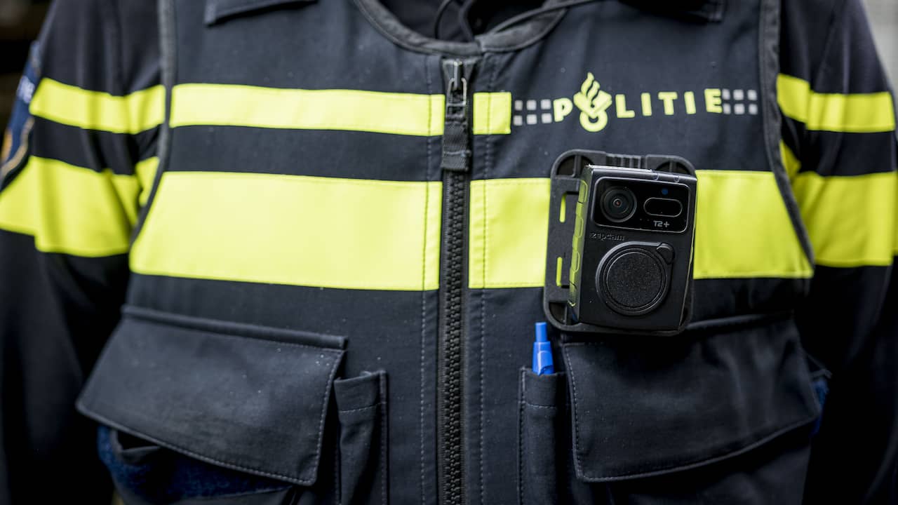 Vrouw (83) neergestoken in woning Geldrop, echtgenoot aangehouden ...