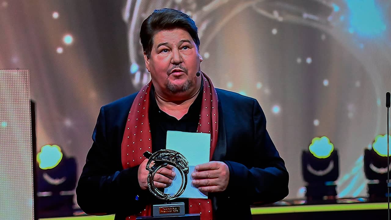 Martijn Krabbé krijgt Televizier-prijs: 'Mijn tv-afscheid heeft een ...