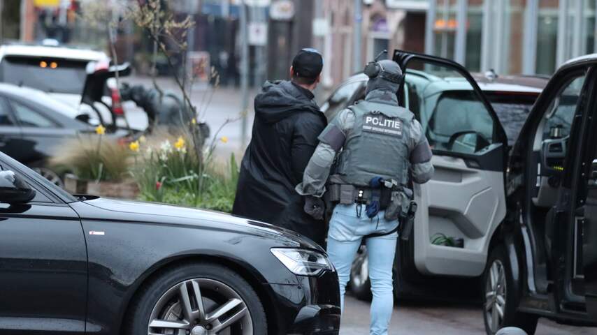 Teruglezen | Gijzelaars waren twintigers, geen explosieven gevonden in ...