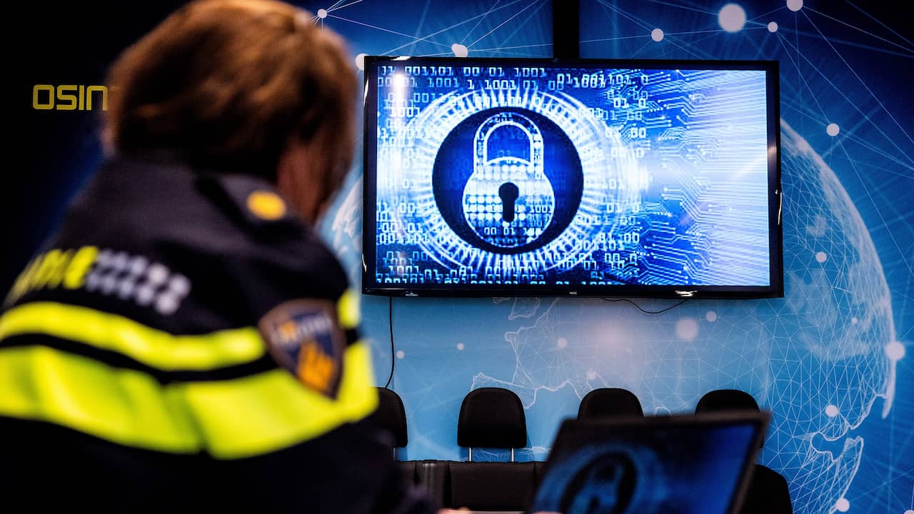 Politie neemt bij negen verdachten beelden van kindermisbruik in beslag ...