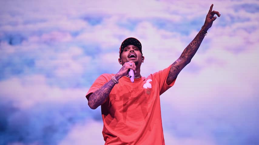 Wéér controverse rond Chris Brown: waarom blijven fans hem trouw ...