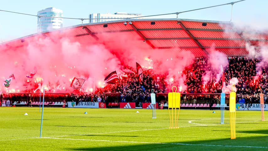 Ajax en Feyenoord werken laatste training af voor Klassieker | Voetbal | NU.nl