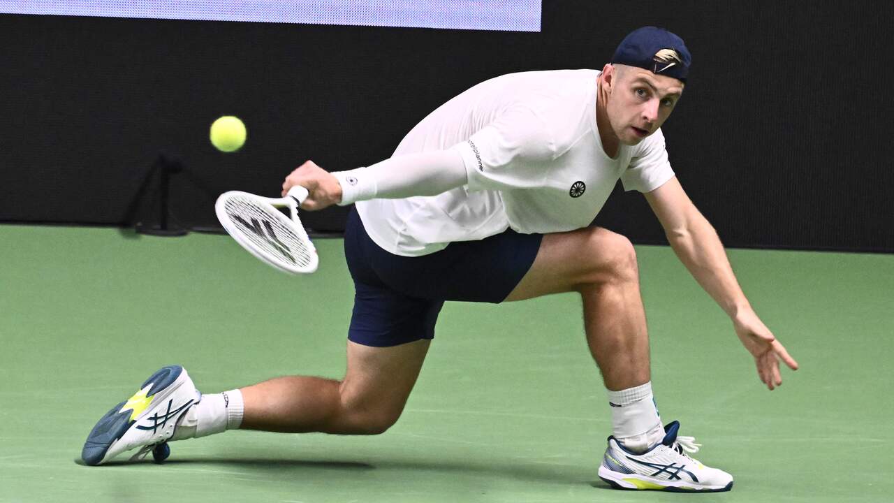 Griekspoor wint in 58 minuten van Darderi en treft nu Zverev bij ...