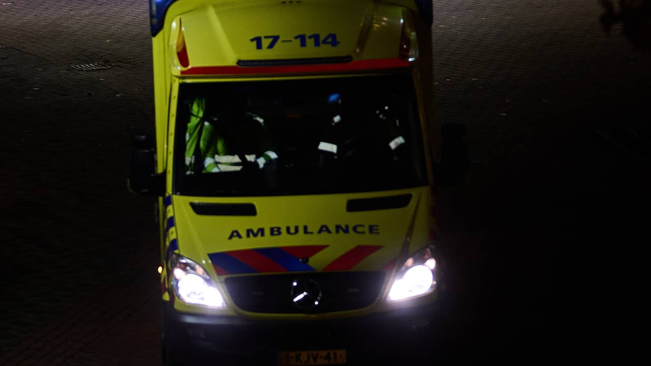 Dode en gewonden bij ernstig ongeluk met meerdere voertuigen op A58 | Binnen- en buitenland | NU.nl