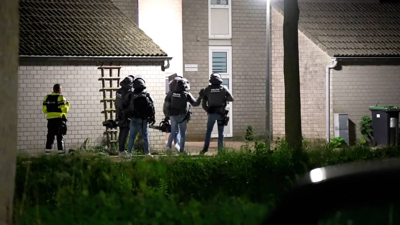 Arrestatieteam gebruikt flitsgranaten bij arrestatie in Gelderland | NU.nl