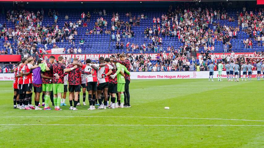 Feyenoord-coach Priske schafte huddle zelf af: 'Tast geloofwaardigheid ...