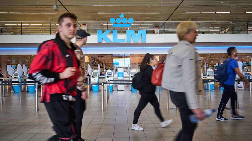 KLM doet nieuw loonbod om staking van grondpersoneel te voorkomen ...