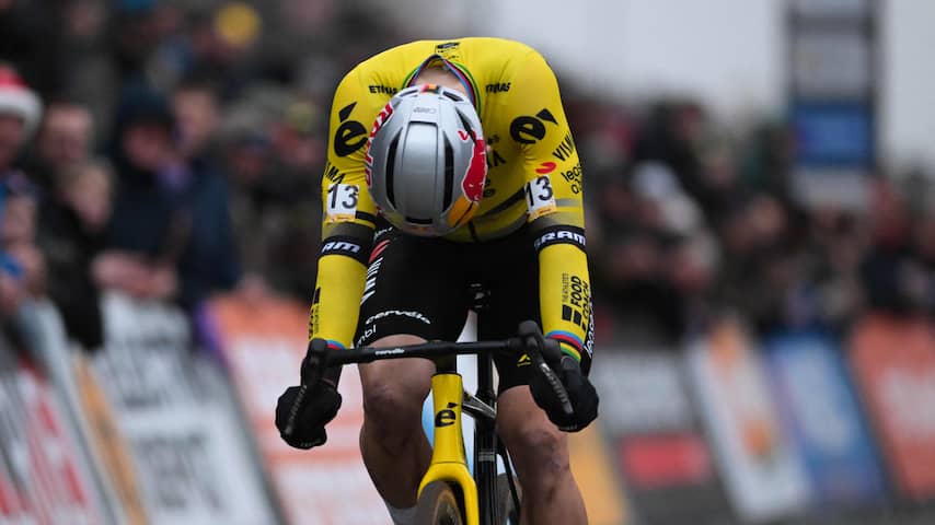 Van Aert ontgoocheld na verlies tegen Del Grosso: 'Had eerder moeten ...