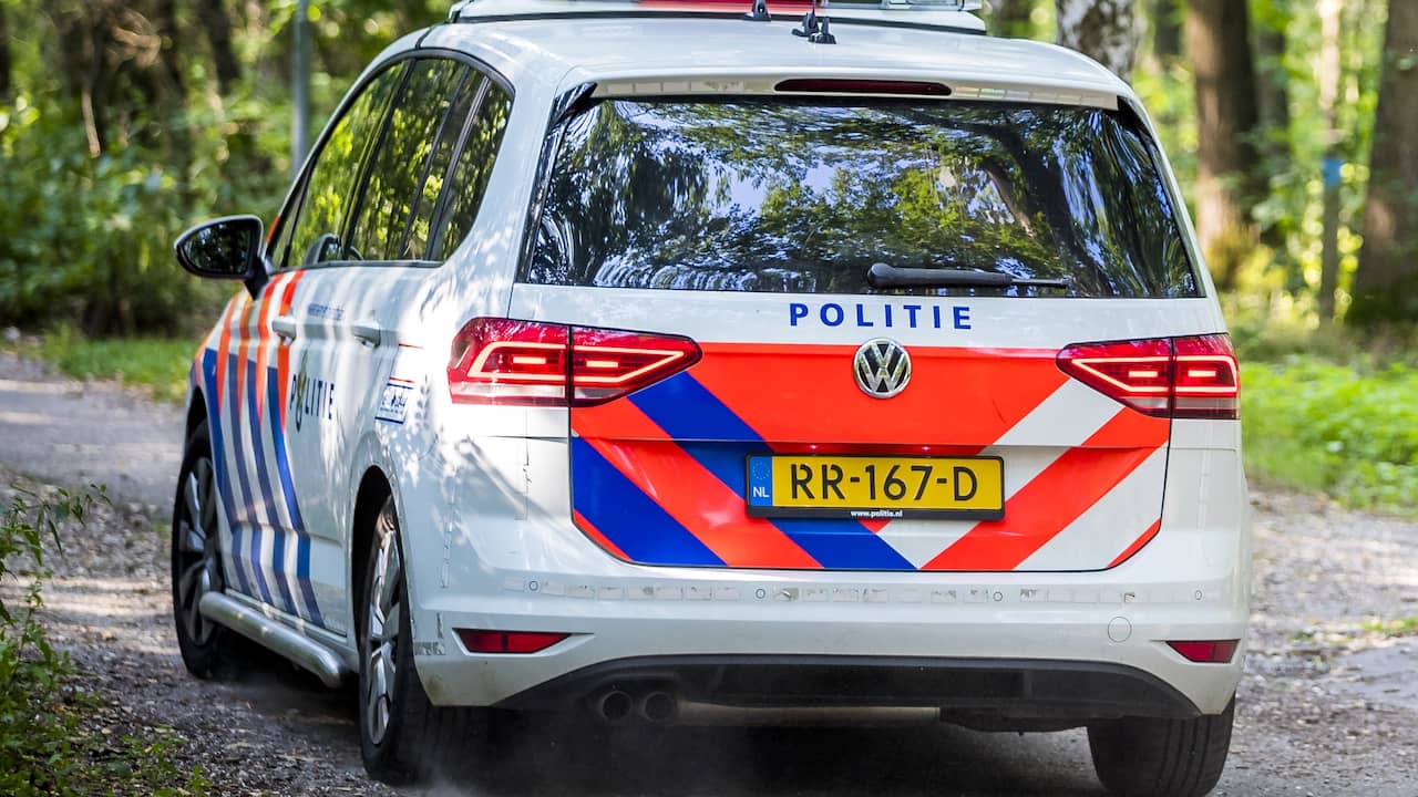 Spookrijder in Tilburg opgepakt na wilde achtervolging, politieauto ...