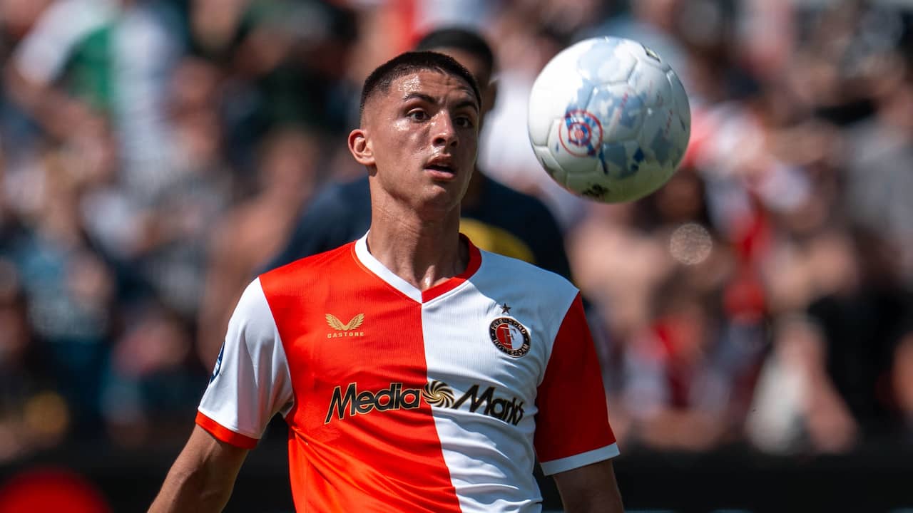 Feyenoord laat overbodige middenvelder Bullaude naar Mexico vertrekken | Voetbal | NU.nl