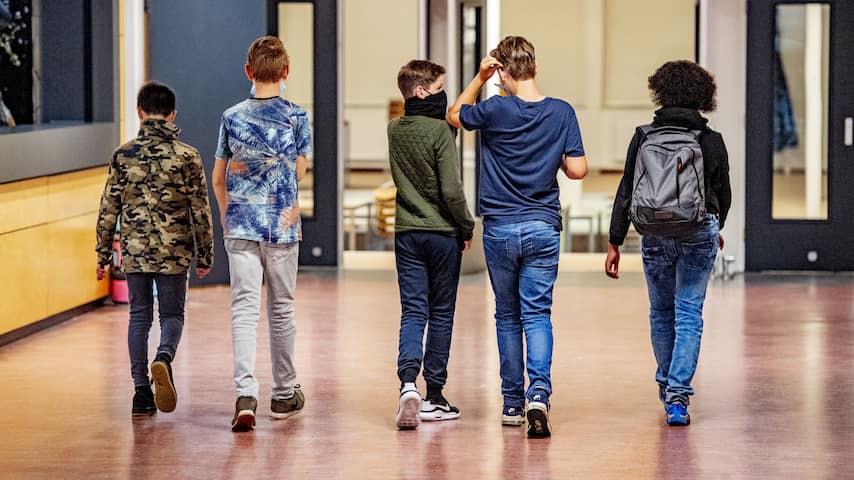 Scholen Noord-Nederland weer open, maar lerarentekort reikt nu tot ...