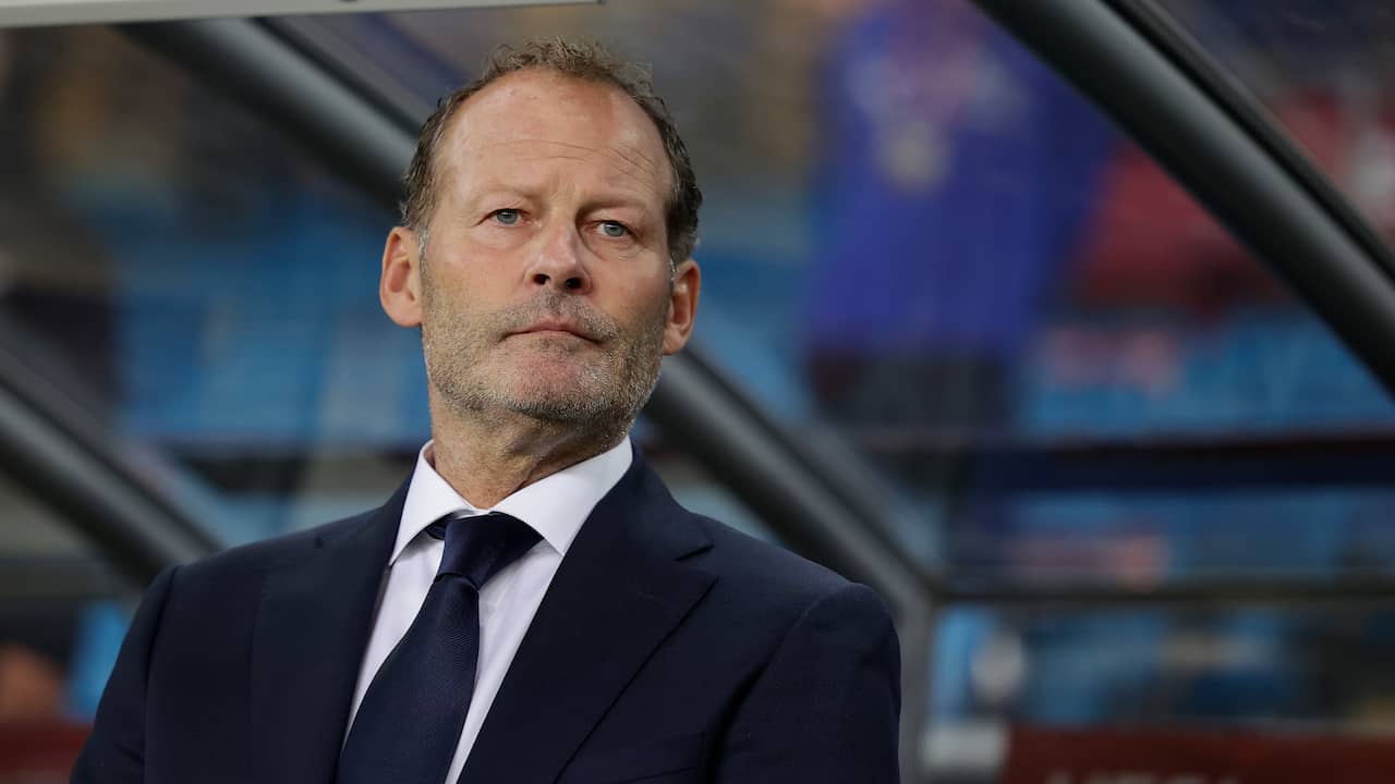 Danny Blind keert op voorspraak van Louis van Gaal terug in rvc Ajax ...
