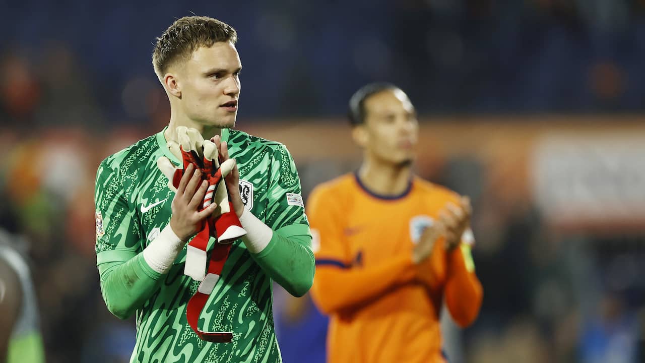 Ian Maatsen vervangt zieke Jurriën Timber bij Oranje voor return tegen ...