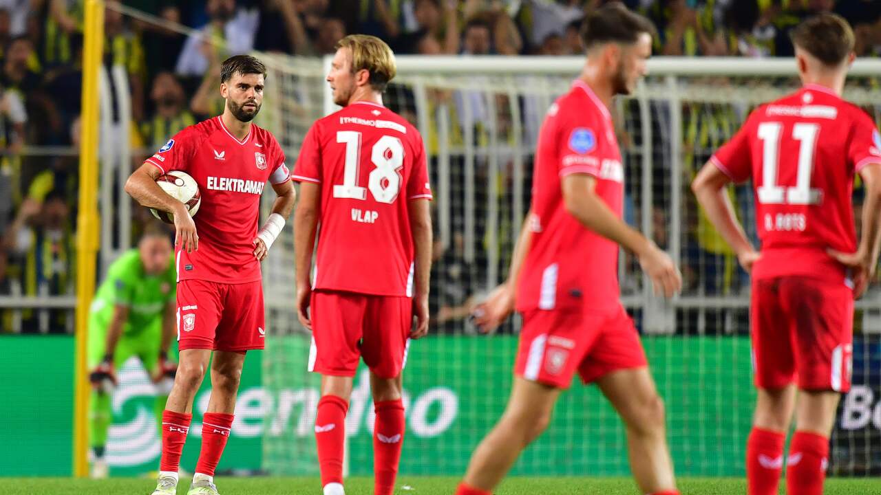 Europees avontuur FC Twente lijkt voorbij na pijnlijke avond in Istanboel | Voetbal | NU.nl