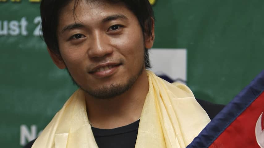 Japanner met één vinger haalt top Mount Everest niet | Overig | NU.nl
