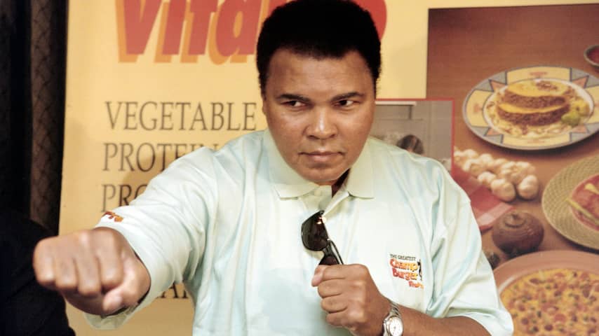 Bokslegende Muhammad Ali op 74-jarige leeftijd overleden | Sport Overig ...