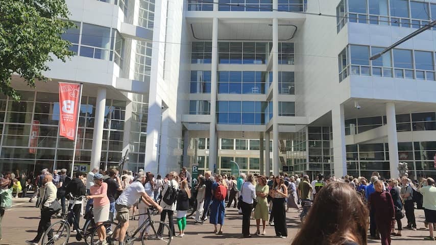 Stadhuis van Den Haag ontruimd vanwege 'verdachte situatie ...