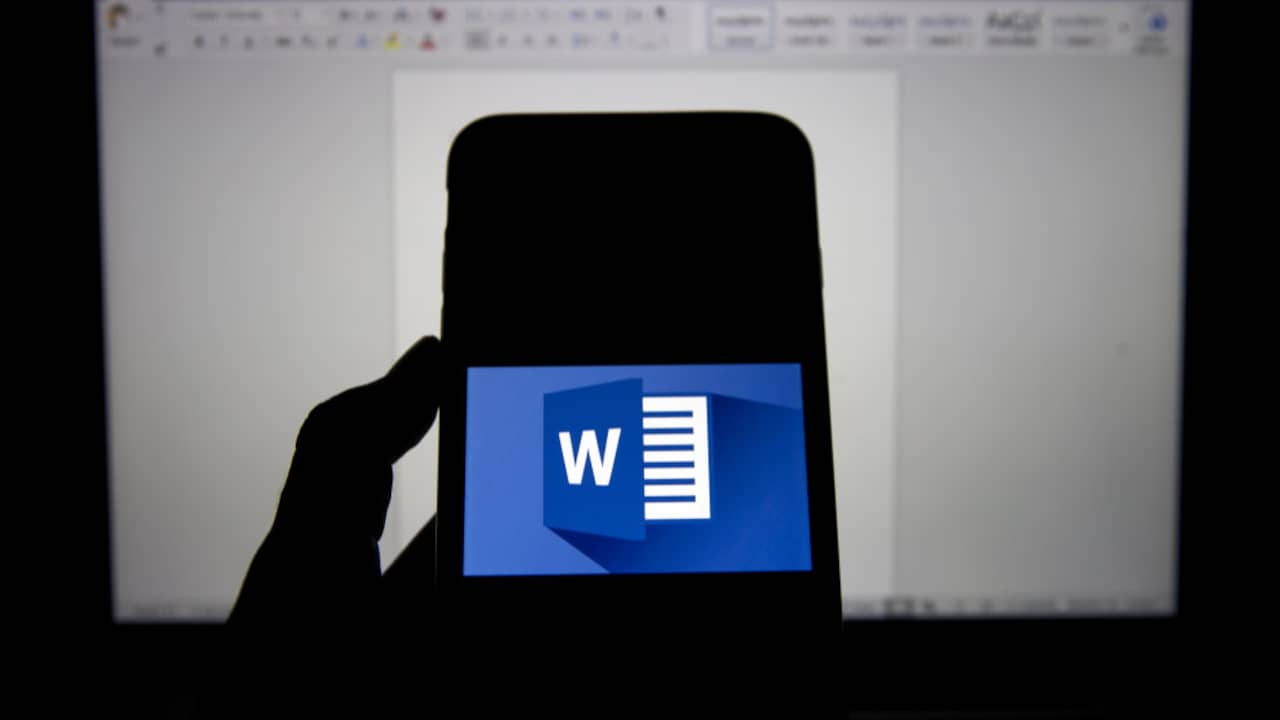 Microsoft gaat Word-documenten standaard in cloud opslaan | Tweakers ...