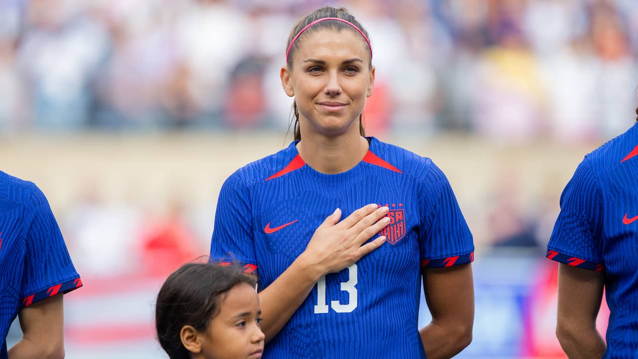 Amerikaanse topvoetbalster Alex Morgan (35) zet punt achter carrière ...