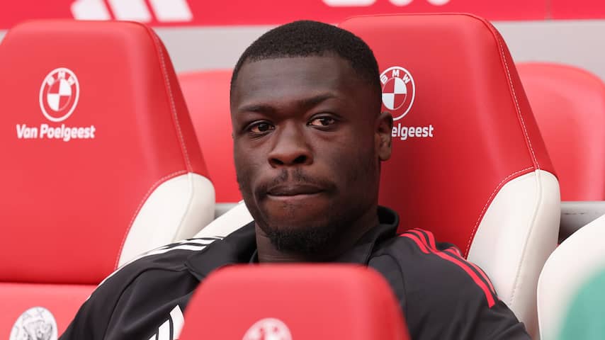Brian Brobbey niet in wedstrijdselectie Ajax vanwege transferperikelen | Voetbal | NU.nl