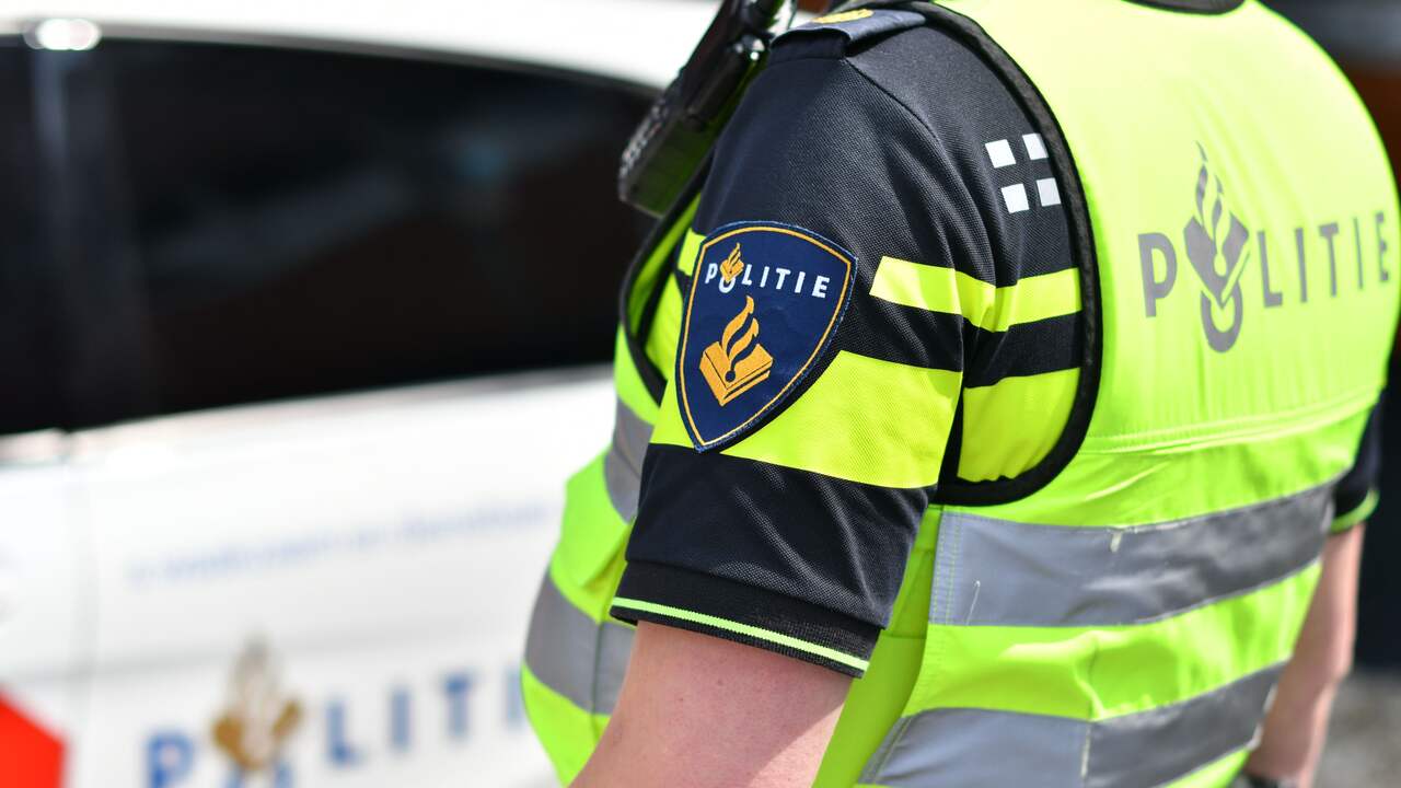 Politie Beëindigt Illegaal Feest In Gekraakt Pand Utrecht Vijf 8711