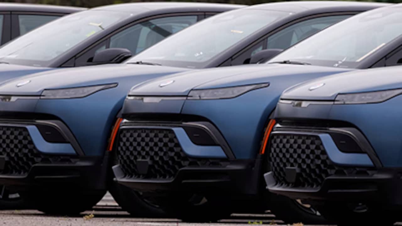 Slecht nieuws voor klimaat: helft van verkochte auto's een SUV ...