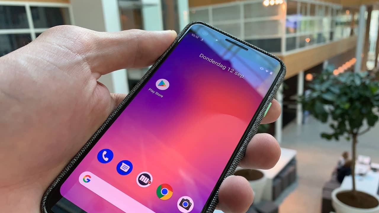 Google Play Store laat gebruikers twee apps tegelijk downloaden ...