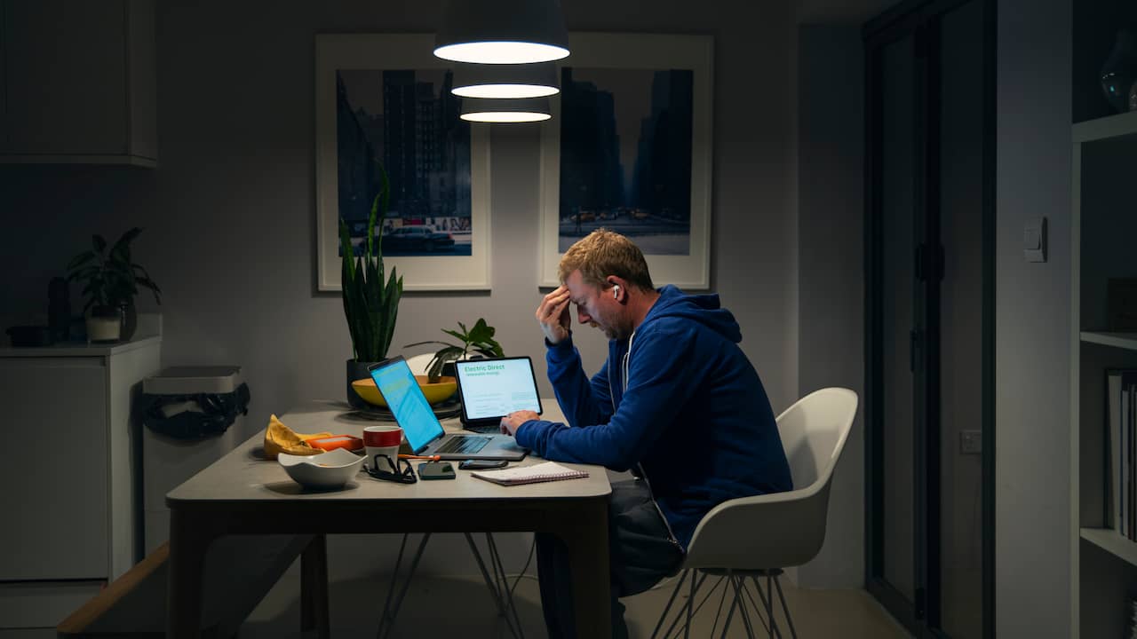 163.000 mensen in armoede worstelen met flinke schulden | Economie | NU.nl
