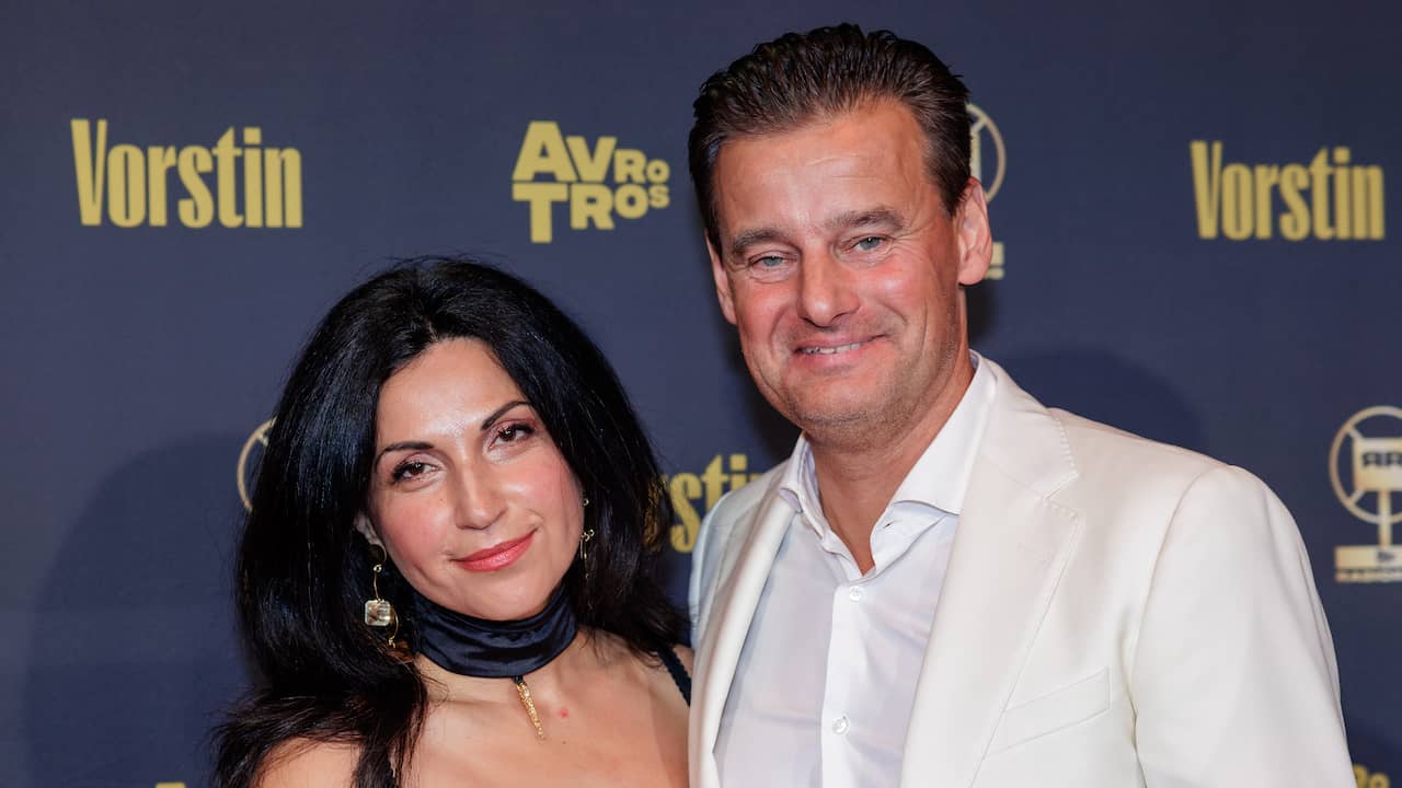 Vrouw Wilfred Genee spreekt hem soms aan op uitspraken over vrouwen in VI | Achterklap | NU.nl