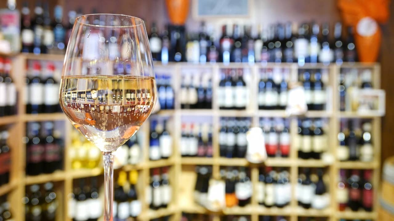 Veel Gall & Gall-winkels zijn vandaag dicht door staking: 'Kurk op de ...