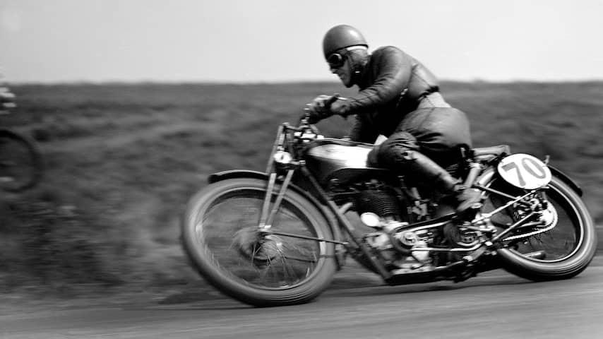100 jaar TT Assen: van lokaal rondje naar 'kathedraal van motorsport' | Sport Overig | NU.nl