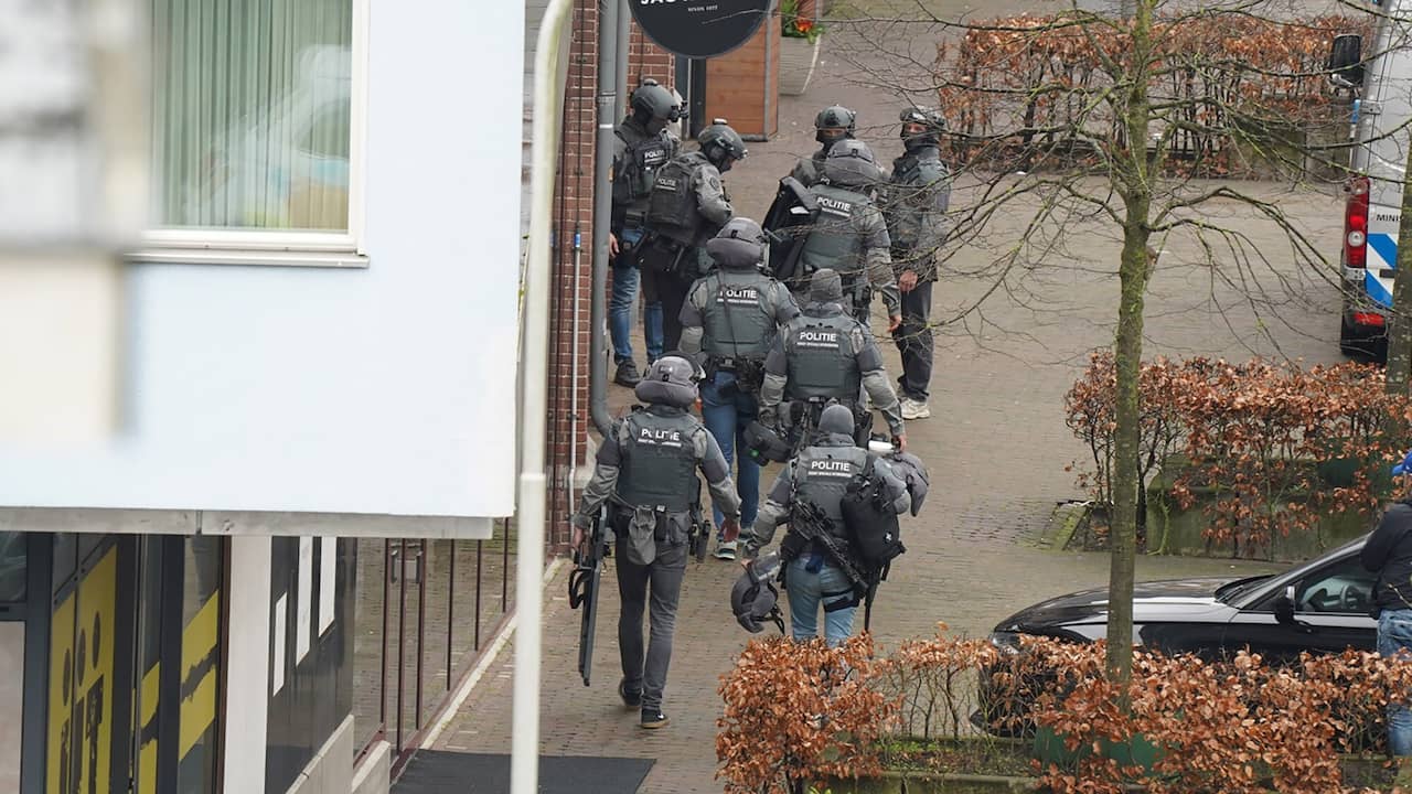 Persoon zorgt voor gevaar in centrum Ede, politie start ontruiming 150 ...