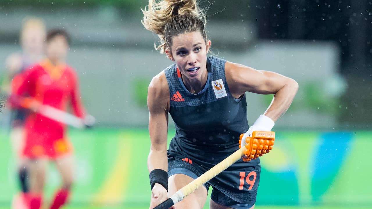 Ellen Hoog (30) beëindigt na dit seizoen hockeyloopbaan | Sport | NU.nl