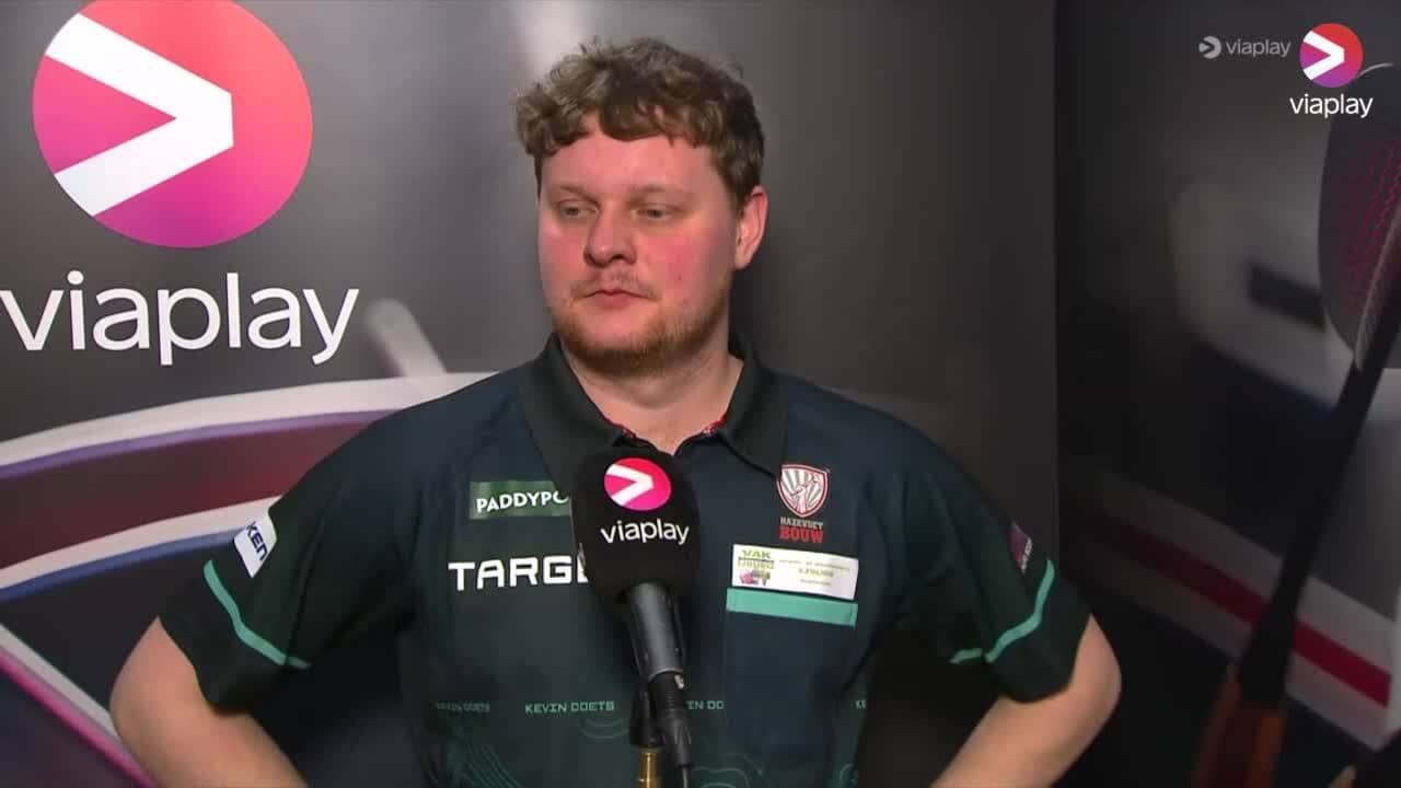 Kevin Doets trots na bereiken van achtste finales WK darts | NU.nl