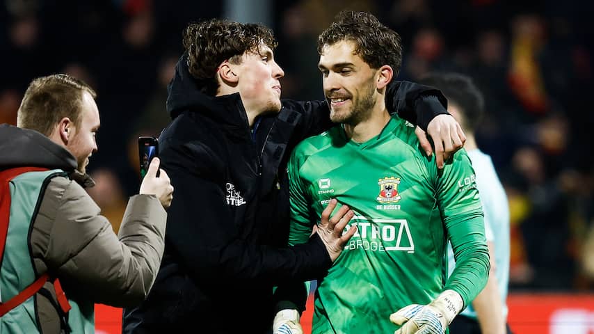 Penaltykiller De Busser schittert opnieuw bij Go Ahead: 'Specialiteit ...