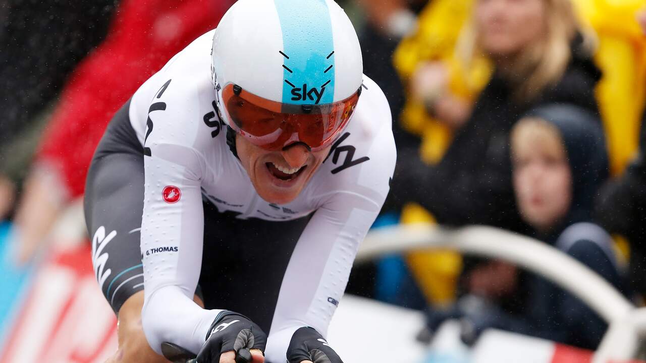 Sky-baas Brailsford haalt schouders op om ophef over pakken | Tour de ...