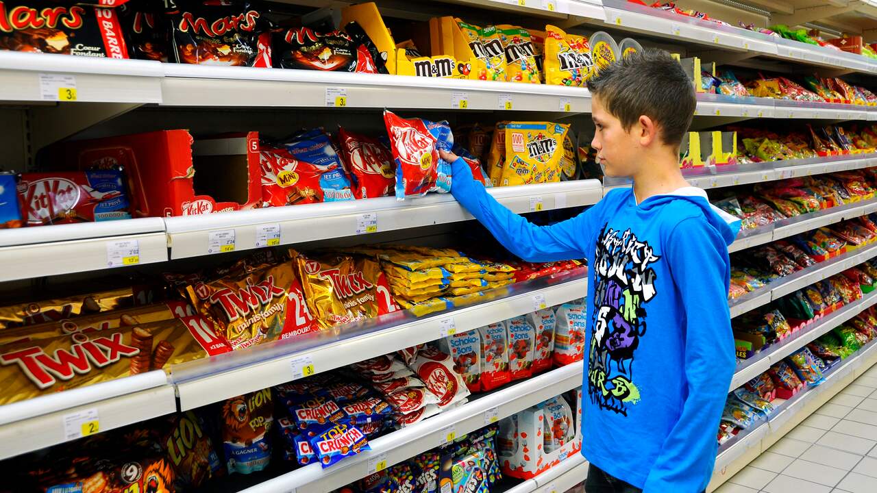 'Kinderhelden nog steeds zichtbaar op verpakkingen ongezond eten ...