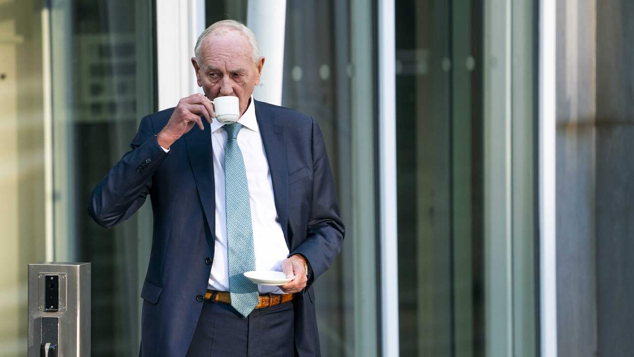 Stikstofgoeroe Johan Remkes komt met langverwachte bevindingen ... Stikstofgoeroe Johan Remkes komt met langverwachte bevindingen ...