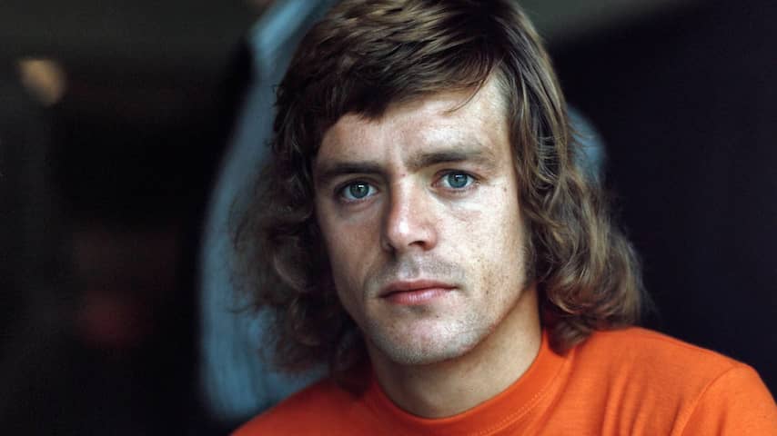 Oud-international Johnny Rep is getroffen door hartinfarct en wacht op ...