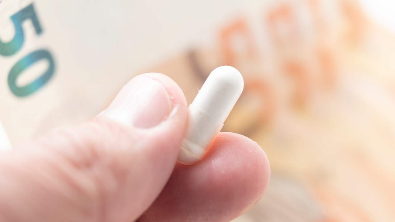 Toezichthouder onderzoekt noodzaak van torenhoge prijs voor pillen ... Toezichthouder onderzoekt noodzaak van torenhoge prijs voor pillen ...