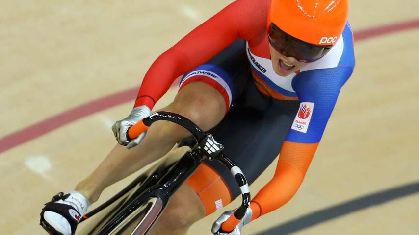 Van Riessen sprint naar brons bij wereldbeker in Apeldoorn | Wielrennen ...